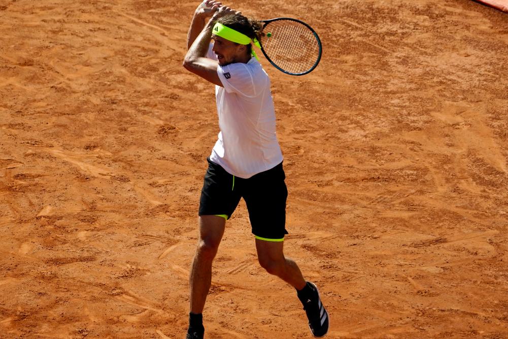Roland Garros: Cobolli paga la tassa Chatrier e si arrende a Zverev in ...