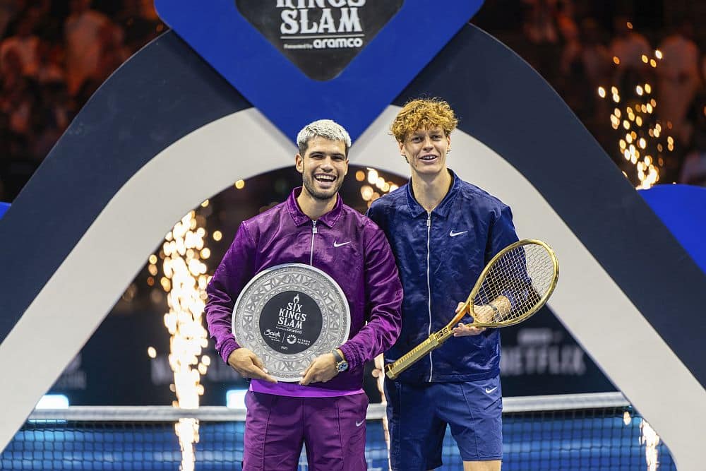 Tutto sulla racchetta d'oro vinta da Sinner a Riad. Il ricordo della ...