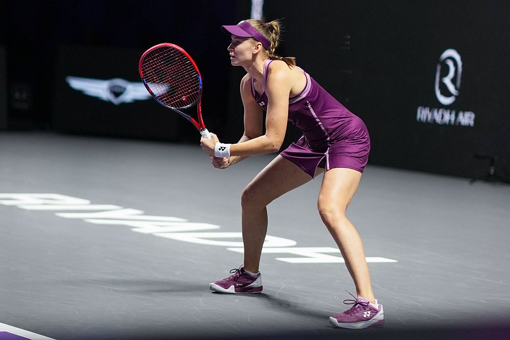 WTA Finals: Rybakina a un passo dalla semifinale. Swiatek si spegne lentamente e cede alla rimonta